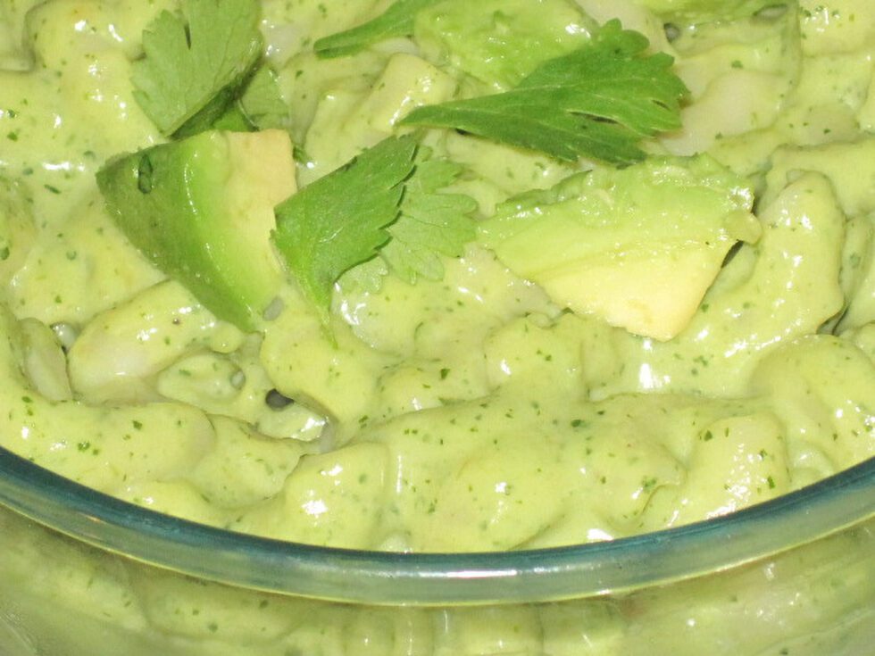 Avocado Mac and Cheese Recipe - Hungry Hoarder